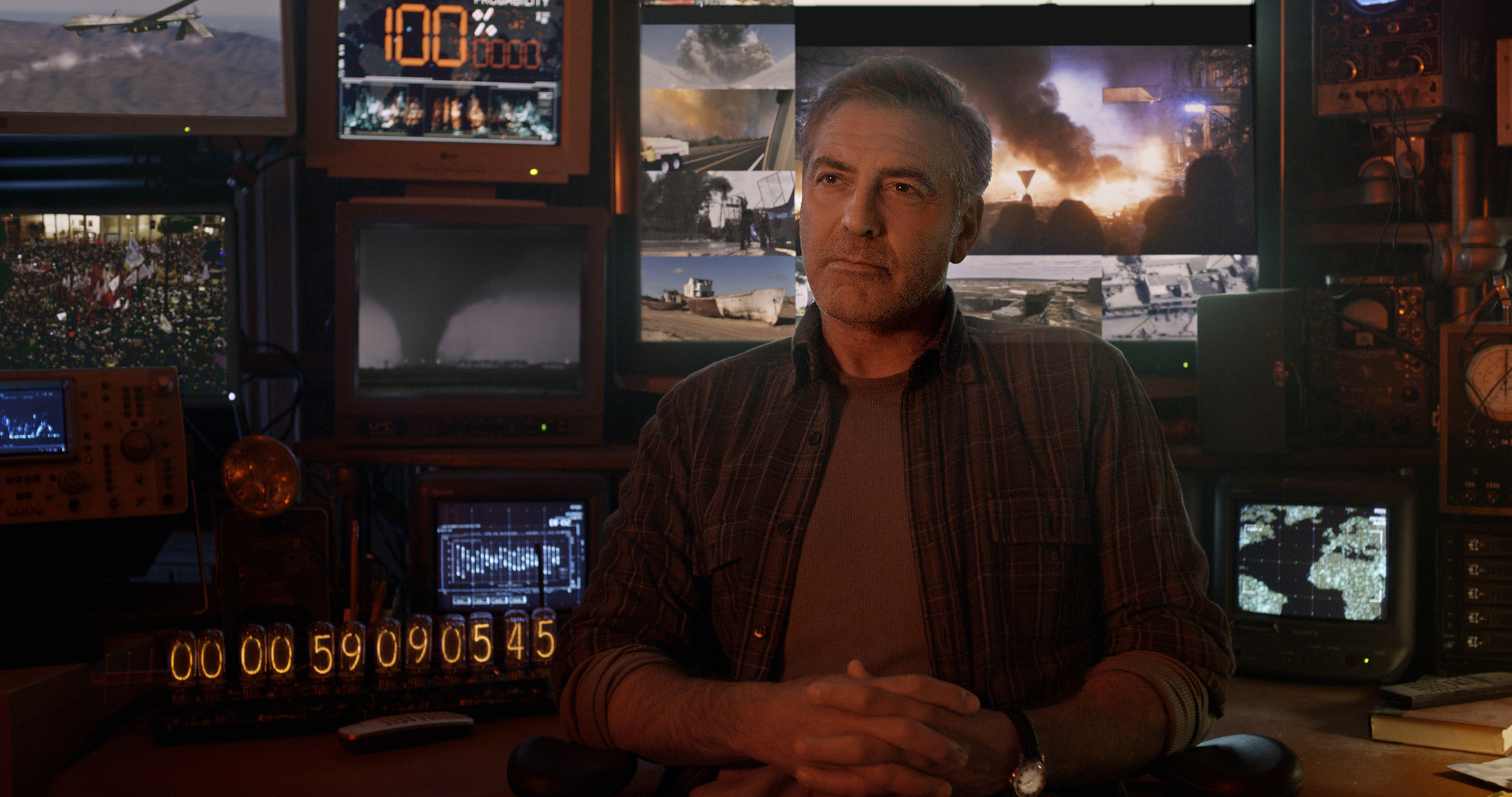 WHAT TO SEE: Sci-Fi Utopia, Death-Defying Stunts & David Lynch | Tribeca